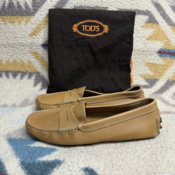 Tod's | Shoes | Tods Brown Tan Leather Gommino Penny Driving Loafers Womens Size 37 2 | Poshmark